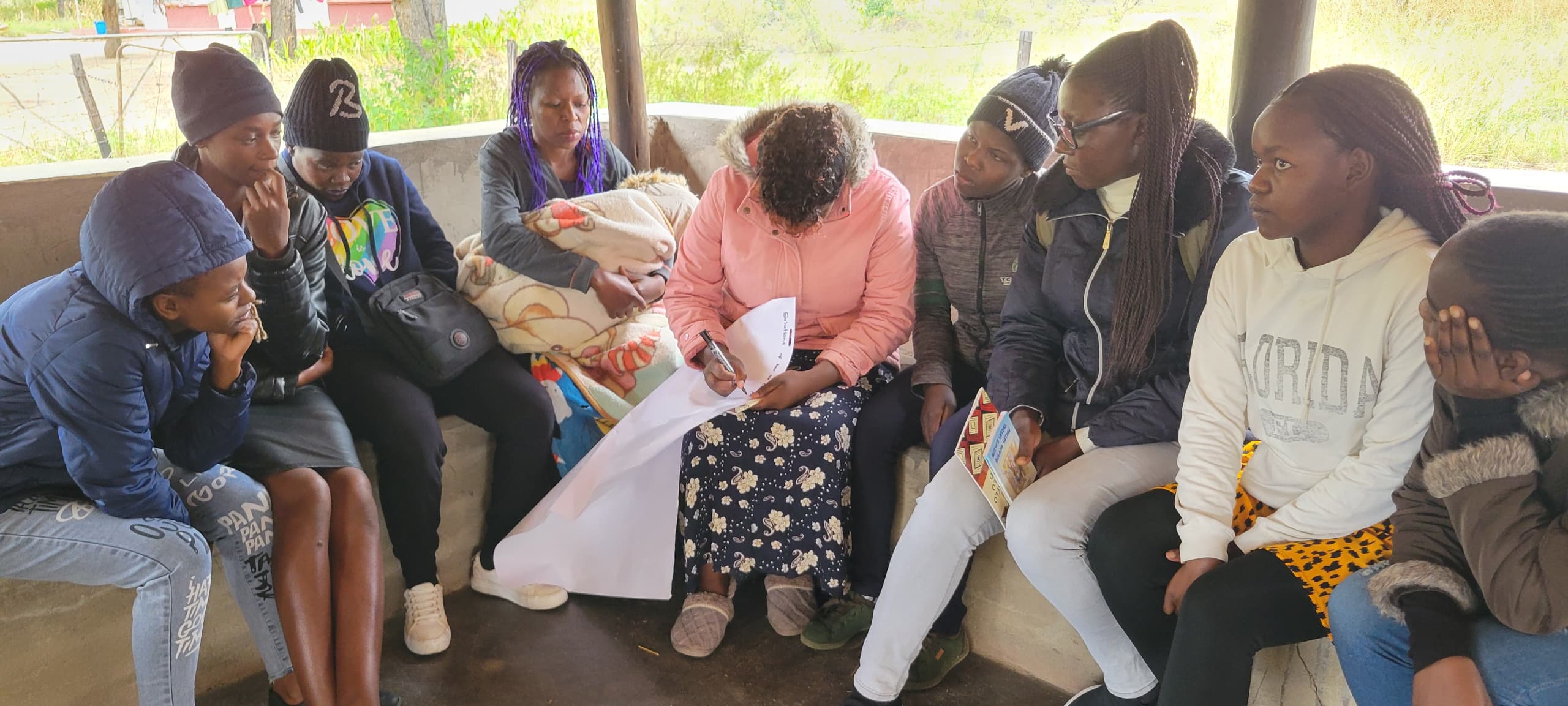 Lower Gwelo young women call for inclusion in peace processes - TellZim ...
